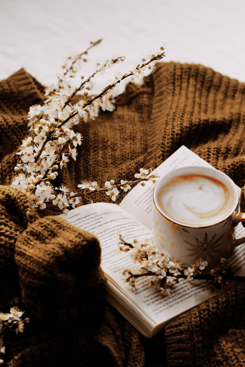 Ava Marie Salinger – M/M Fantasy and Romance Author